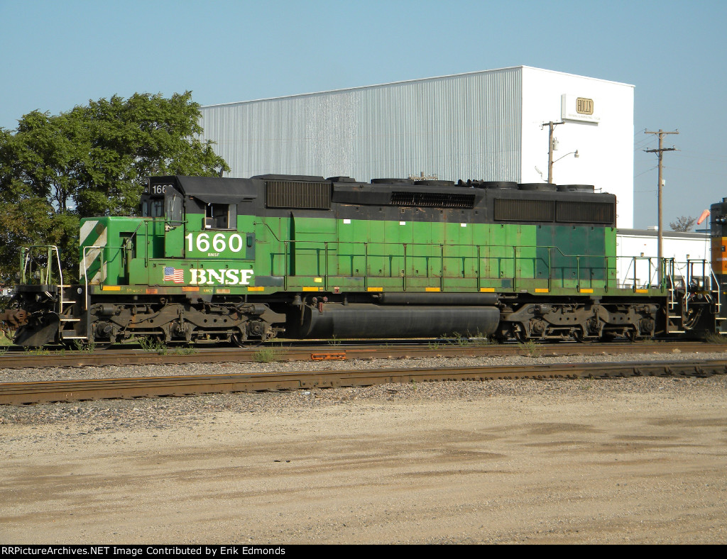 BNSF 1660